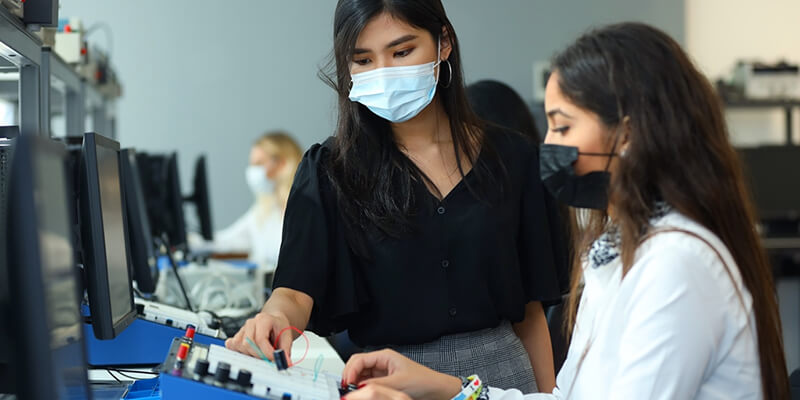 University of Wollongong in Dubai (UOWD) (Photo Gallery)