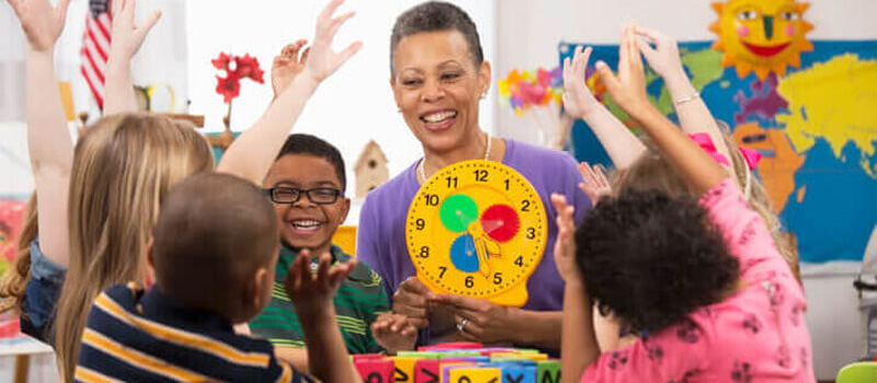 4 Ways to Become a Teacher (Easy Guide)