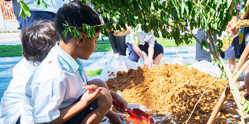 Dubai Heights Academy Marks Ghaf Tree Planting Ceremony (NEWS)