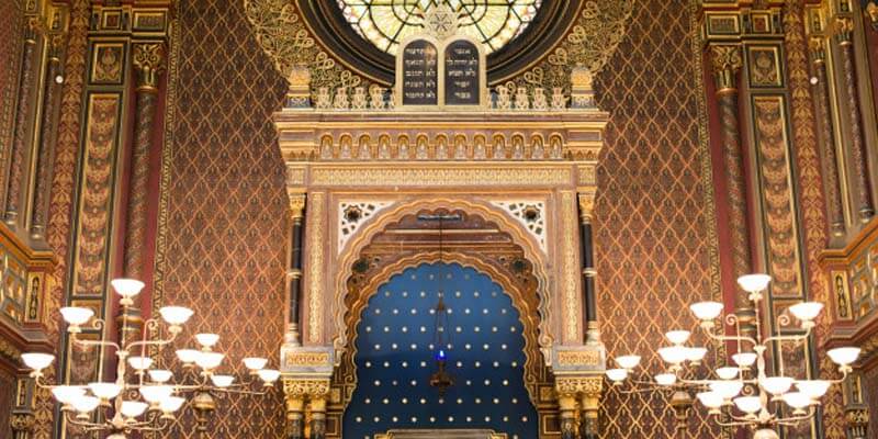 Islamic Prayer Times in Prague - Salah / Azan (Today)